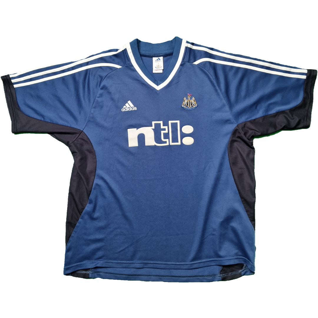 Newcastle United 2001/2002 Away Football Shirt (XL) – Toon Kit Collector